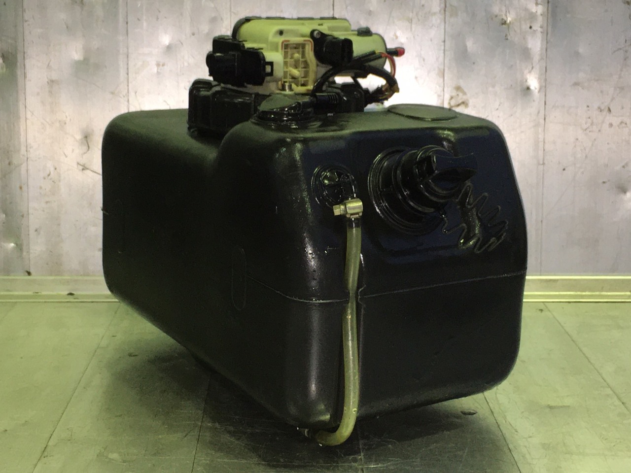 中古 三菱ふそう アドブルータンク H26年【ストックNo.8-28744】 | 中古トラック販売/買取/レンタルの栗山自動車グループ